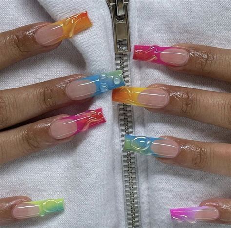 Pin en Nail Art Manicura de uñas Uñas de gel bonitas Uñas de gel