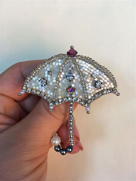 Брошь «Зонтик ブローチ ビーズ 刺繍 パターン ビーズ
