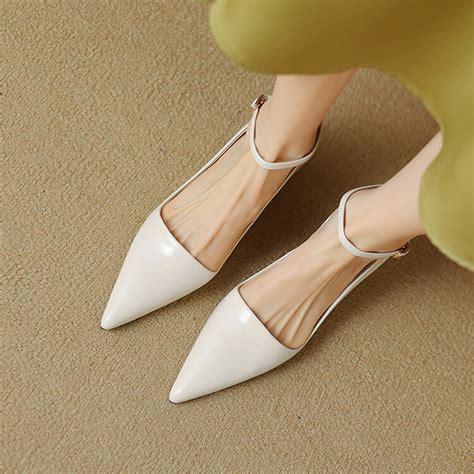 Chiko Kaitlyn Pointy Toe Kitten Heels Pumps Shoes