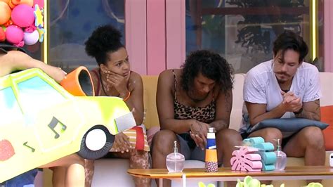 Urgente Tiago Abravanel Aperta Botão E Desiste Do Bbb22 Capricho
