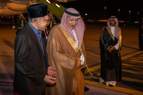 ورلڈ اکنامک فورم صدر محمود عباس سمیت عالمی رہنماؤں کی سعودی عرب آمد