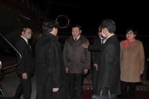 Япон улсын Гадаад хэргийн сайд Хаяши Ёшимаса Монголд хүрэлцэн ирлээ