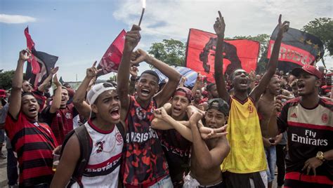 Mundo Positivo Flamengo Deve Contar Com O Apoio De Mais De 10 Mil