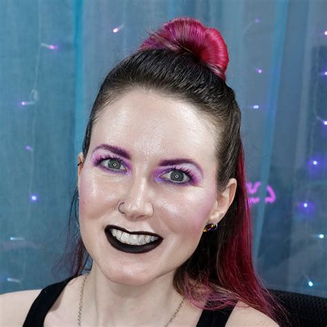 Chatty Purple Makeup Tutorial For Hooded Eyes