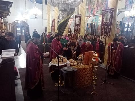 Акатист на Пресвета Богородица во петок од првата седмица на Великиот