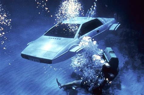 Lotus Esprit James Bond Submarine