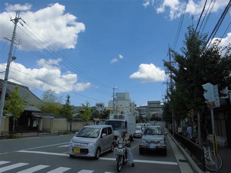 出町柳駅前停 京都市バス・京都バス （京都市左京区）～異なる名前の3つの停留所を京阪線開業を機に名称統合した市内北東部の交通要所の1つ