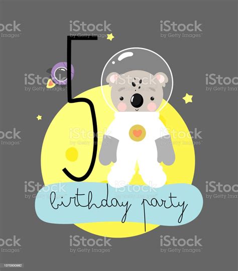 생일 파티 인사말 카드 파티 초대장 귀여운 코스모나우트 코알라와 비문 다섯 아이 일러스트 만화 스타일의 벡터 일러스트레이션 0