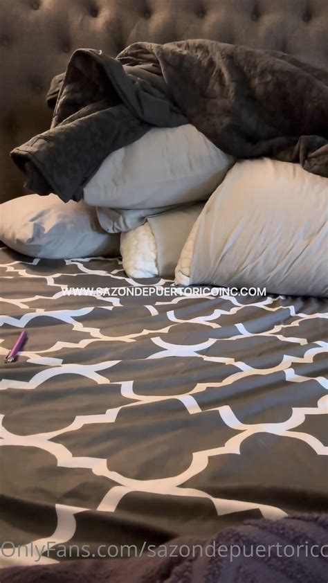 Super Thick Latina Plays With Her Toys Eporner