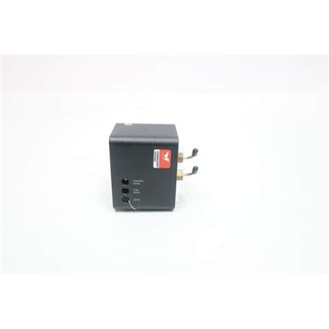 Servomex Paramagnetic Transducer Gas Transmitters And Analyzer 1158000 Zoro