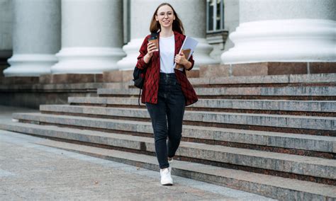 جوَّك منح الجامعة الأمريكية تعرف على شروطها وطرق التقدم إليها