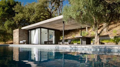 Pool House By Ro Rockett Design Offers Views Of California Wine Country