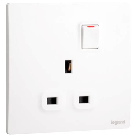 LEGRAND MALLIA SENSES WHITE G BS A SP SWITCHED SOCKET Electric Mall