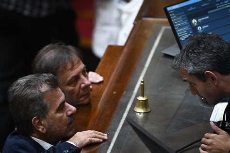 El Gobierno todavía no logró que se vote la ley ómnibus nuevo cuarto