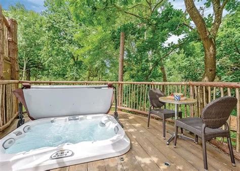 Looking For A Cosy UK Winter Retreat Book Your Own Tree House Complete With Hot Tub Wales Online