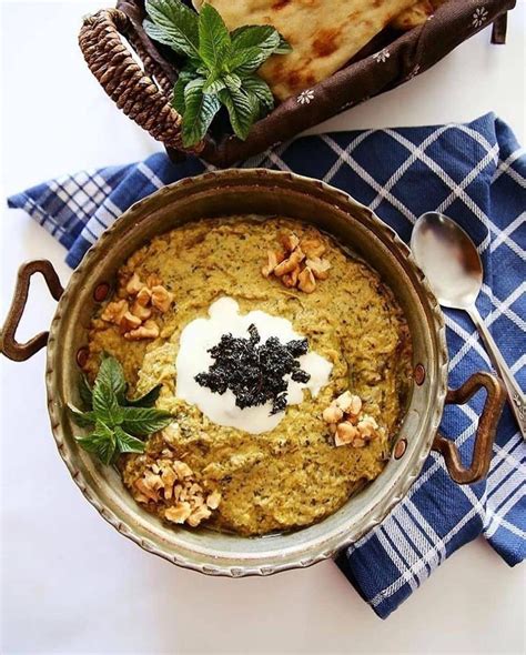 طرز تهیه کشک بادمجان مجلسی و خوشمزه با گردو به روش رشتی