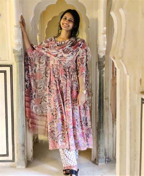 Vishakha Yadav वो इंजीनियर जो बन गई Ias दो बार की असफलताएं भी नहीं तोड़ पाईं हिम्‍मत