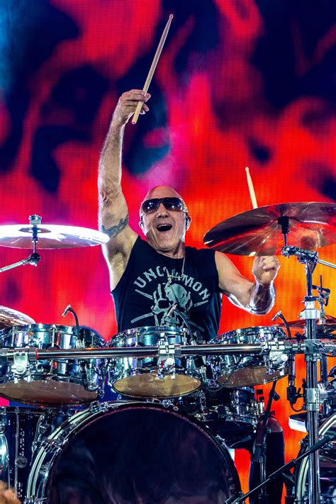 Photos Sammy Hagar Rocks Riverbend During The Best Of All Worlds Tour