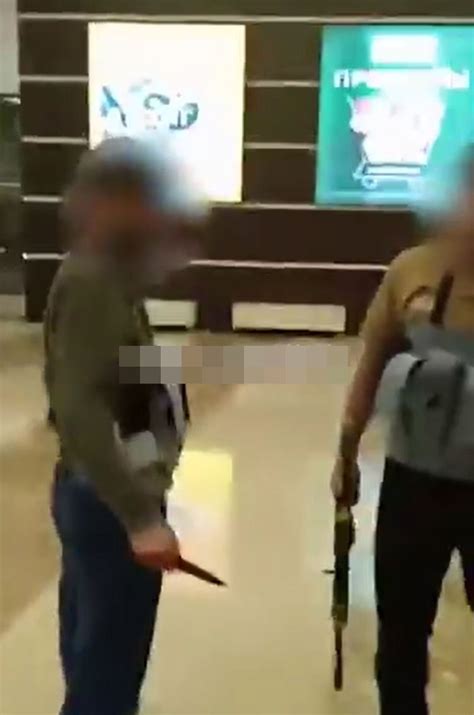 莫斯科恐襲｜槍手第一視角掃射片流出 施襲者向民眾補刀血流滿地︱多圖 星島日報