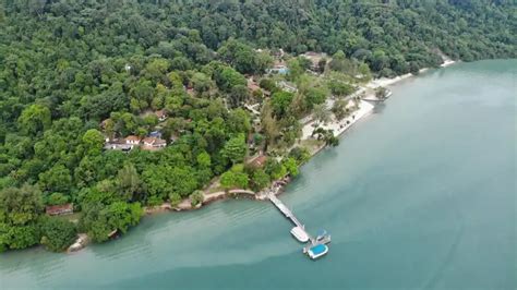 Pulau Jerejak Beach5 Living Nomads Travel Tips Guides News