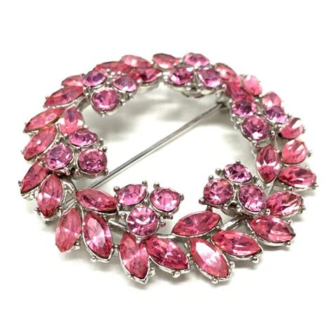 Rare Crown Trifari Signed Vintage Brooch Gem