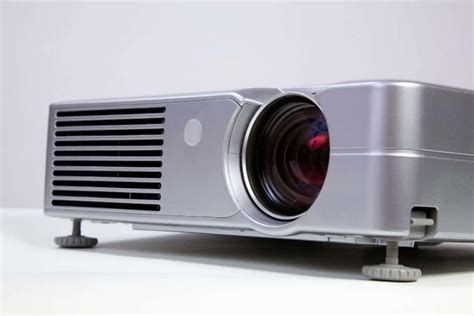 How Do I Fix My HDMI Port On My Projector Pointer Clicker