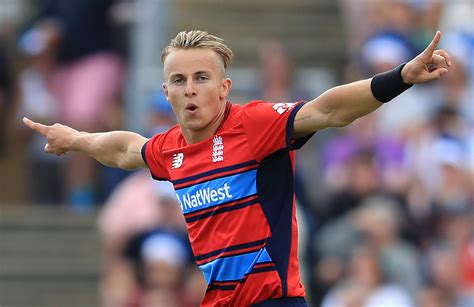 Strong Curran blows in to Hobart | cricket.com.au