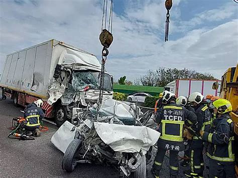 國道1號南下彰化6車連環撞 車體支離破碎1死1重傷 中廣新聞網 Line Today