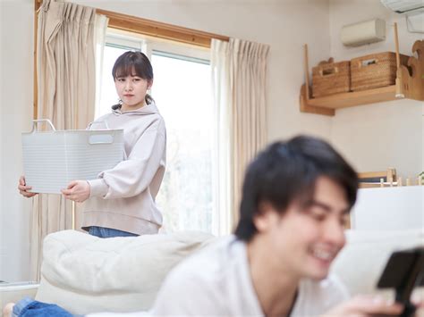 彼との同棲、結婚につなげるには？リスクや適切な期間をチェック！：tellingテリング