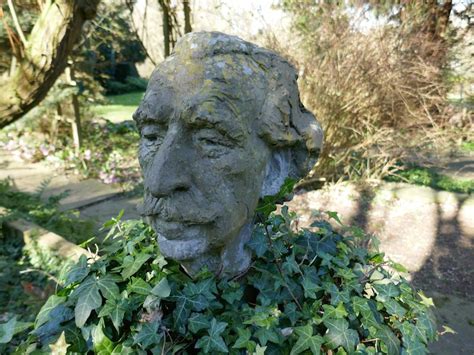 Good Journey Harlow Sculpture Town”