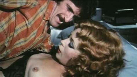 Naked Pilar Velázquez In Sesso In Testa