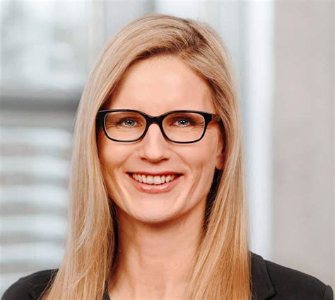 Brune verlässt HSE24 KOM Magazin für Kommunikation