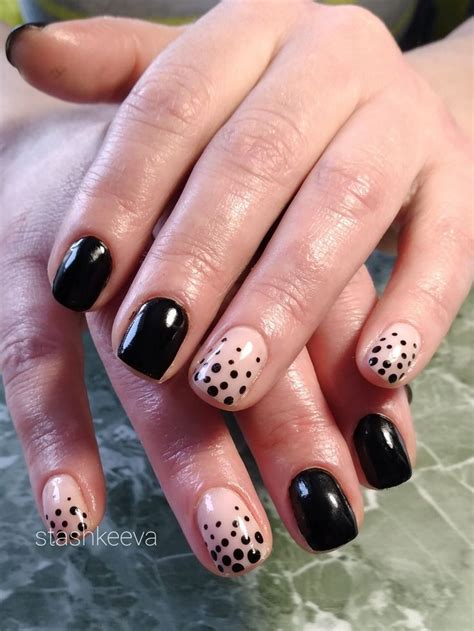 Горошик Nails Beauty