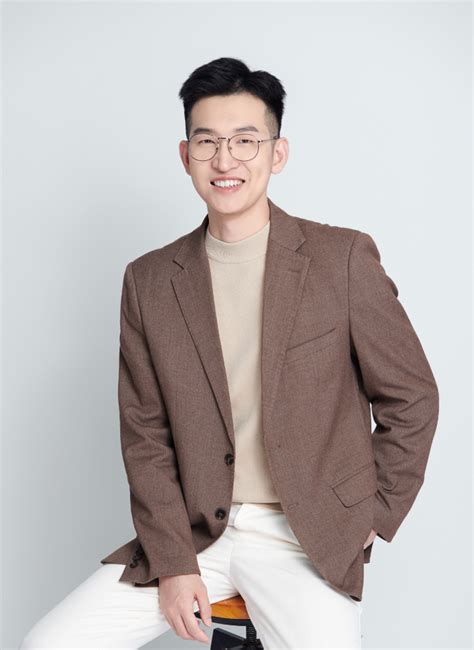 暴肌独角兽品牌创始人郑国煜上榜《2023胡润u30中国创业先锋》 厦门魔角兽科技有限公司