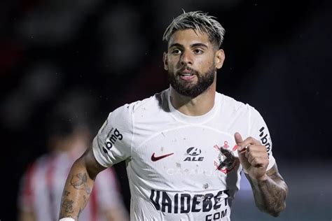 Yuri Alberto Toma Atitude Surpreendente Logo Após Cirurgia