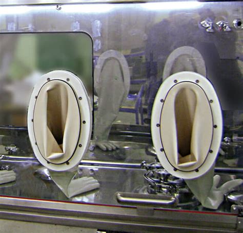 Isolator For API Dispensing And Aseptic Operations Comecer