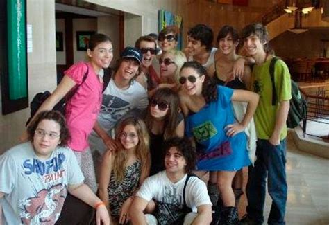 Las Fotos De La Intimidad De La Gira De Patito Feo En 2009 Exitoina