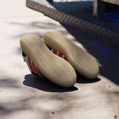 Barreda Decode Shoes White Cushioned Steps Adidas UK