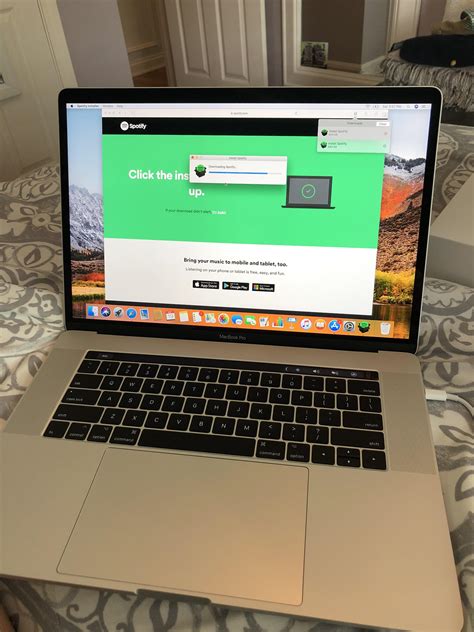 Girlfriend Just Got The Latest MacBook Pro And Its Beautiful R Macbookpro