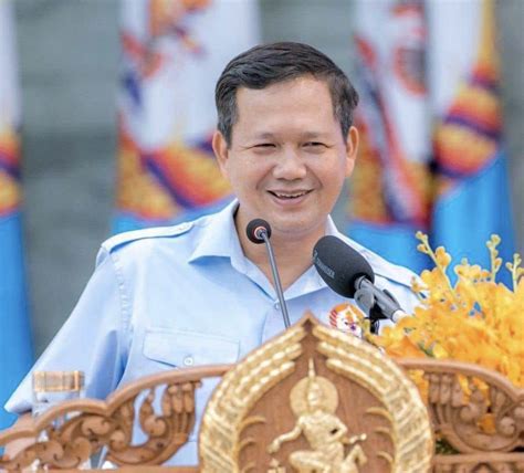 លោក បណ្ឌិត ហ៊ុន ម៉ាណែត សូមកោតសរសើរ និងថ្លែងអំណរគុណចំពោះសិល្បករ
