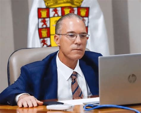 Ernesto Cedeño Demanda Alza De Impuestos Municipales Foco Panamá