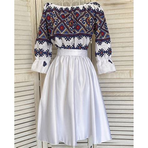 Rochie Traditonala Midi Din Tafta Alba Cu Maneca Lunga Alessa