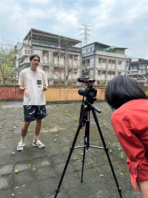 民報 Taiwan People News 戰爭中的一朵花 以參與藝術協助烏克蘭流亡青年返鄉