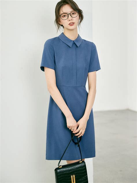 职业通勤连衣裙 2023春夏系列 轻熟职业女性的穿搭 OFFIY有帆 女性职业正装服饰品牌