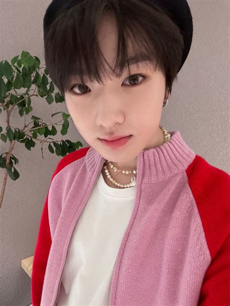 Nct Wish Community Post 🌸🌸🌸？ Sakuya