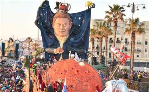 È iniziato il Carnevale A Viareggio si festeggiano anni di storia