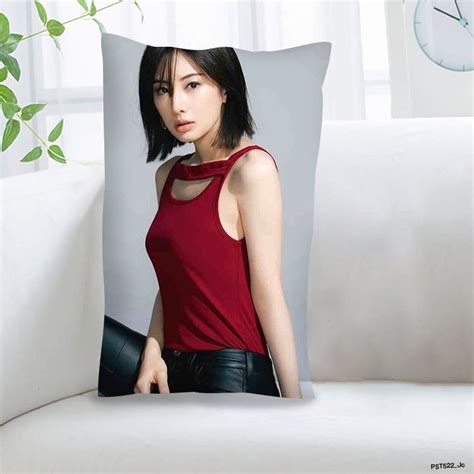 Yahooオークション 超セクシー かわいい 美人 水着下着 巨乳美脚美