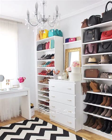 Descubre Nuestras OFERTAS En Estanterias Para Vestidores Entra