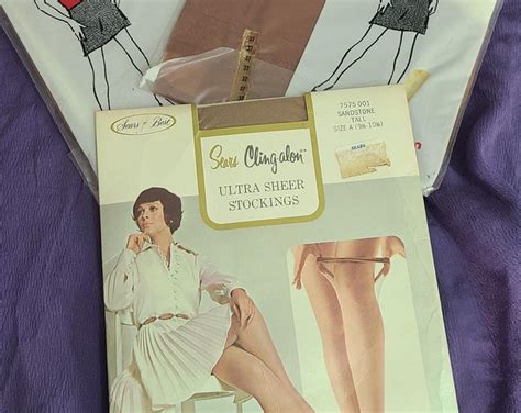 Free Shipping 1960 S 3 Packages Retro Nylon Stockings Old Stock Great