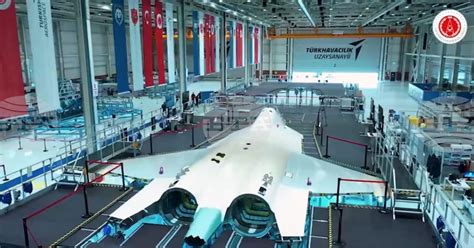 Създаденият в Турция изтребител от пето поколение ще извърши първия си